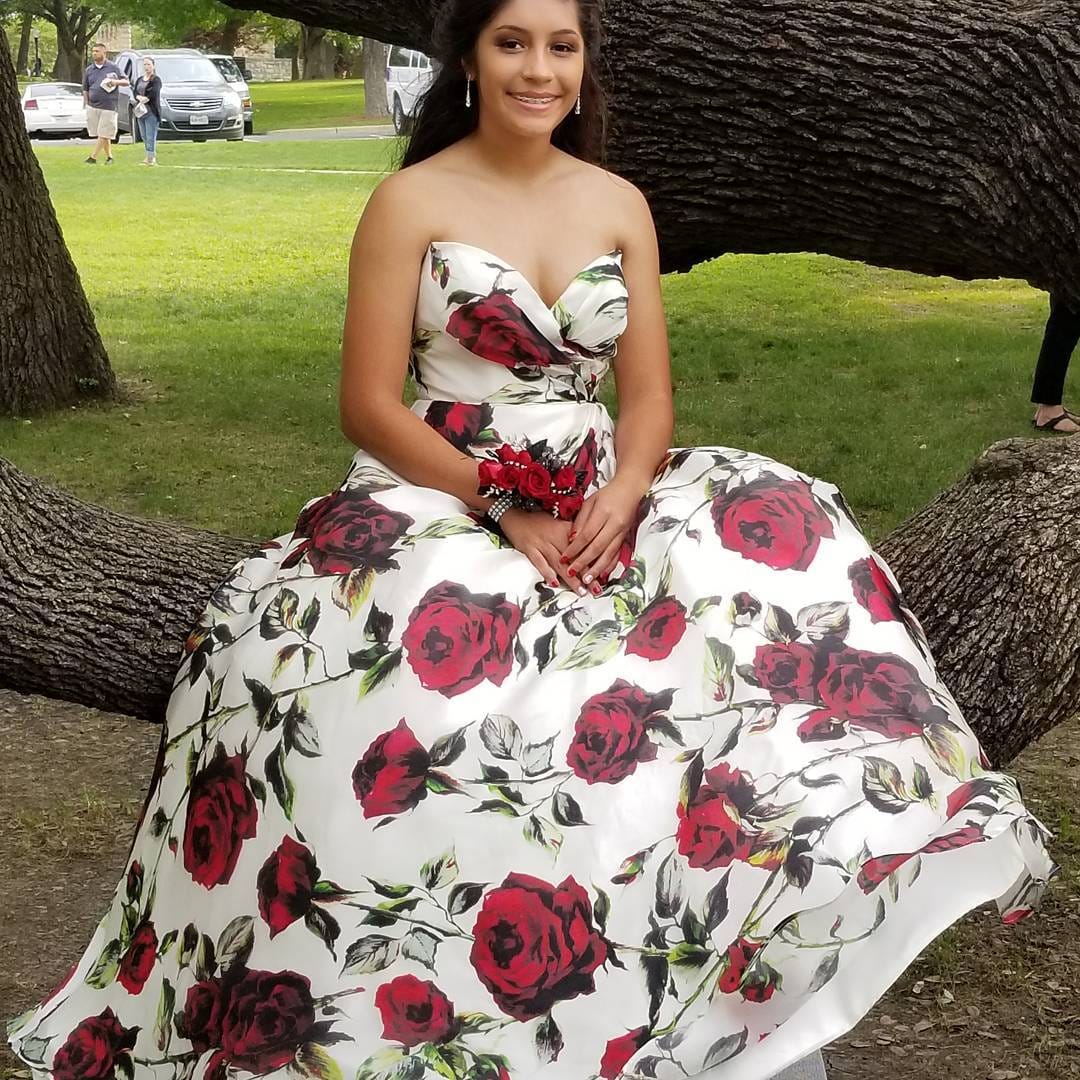 Sherri Hill - Official - SHERRI HILL